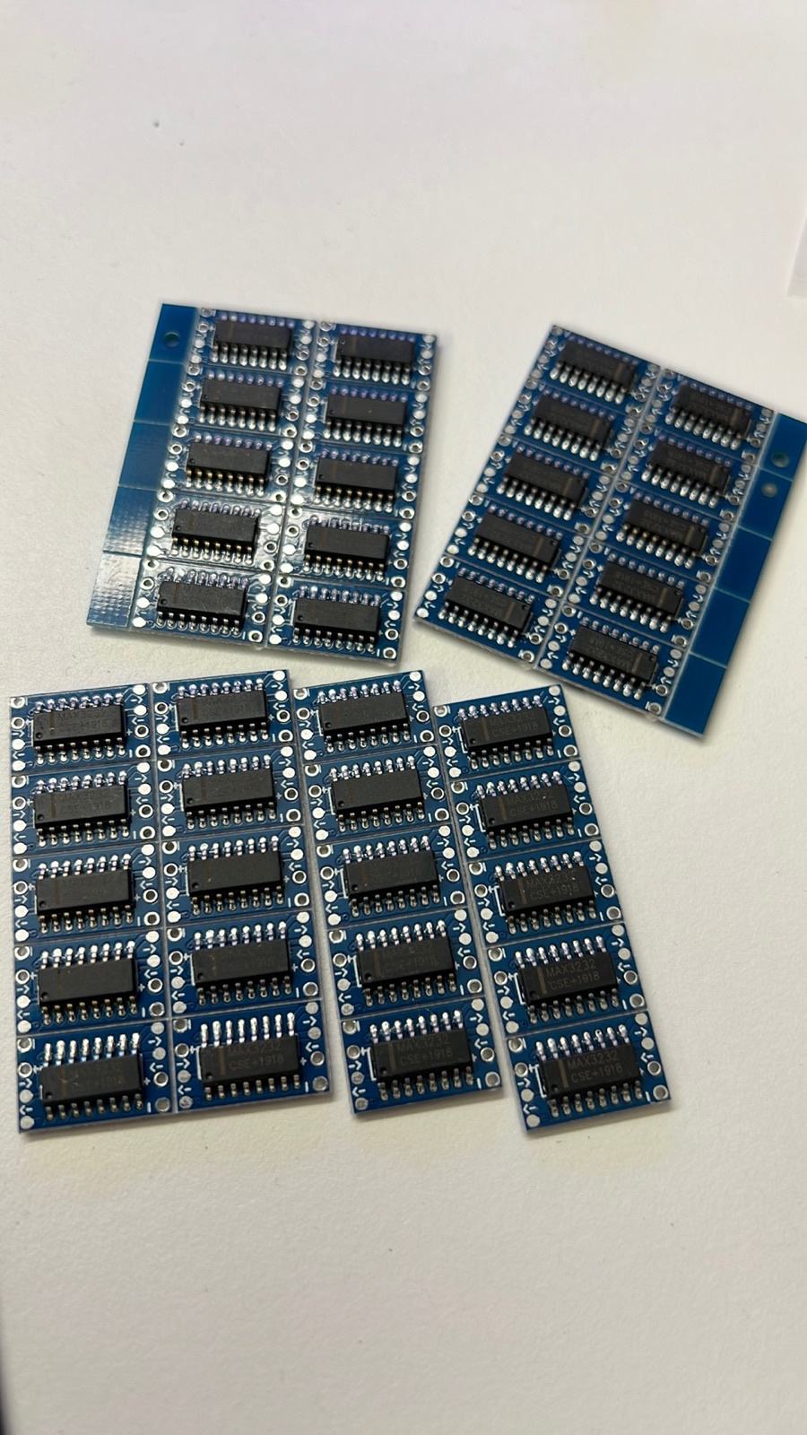 MAX3232 TTL RS232 UART koncerterji