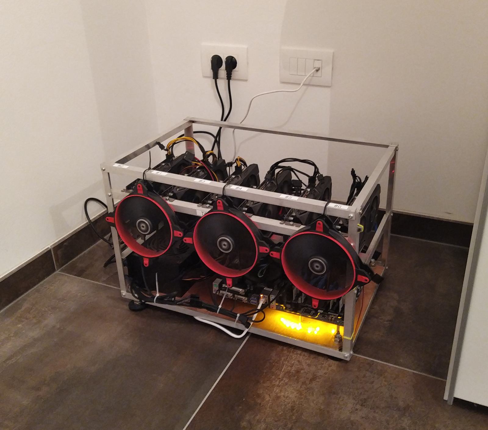 Mining Rig 5x Phantom gaming RX570 8gb