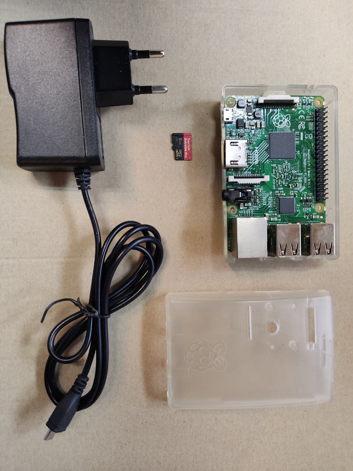 Raspberry Pi 2B + dodatki