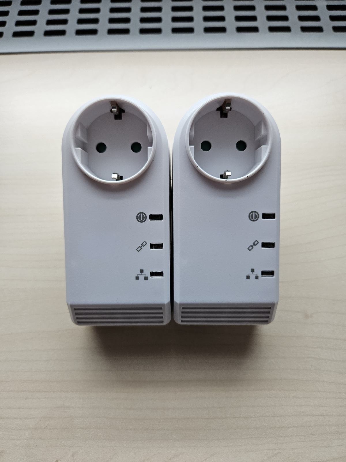 Enkom Powerline adapter