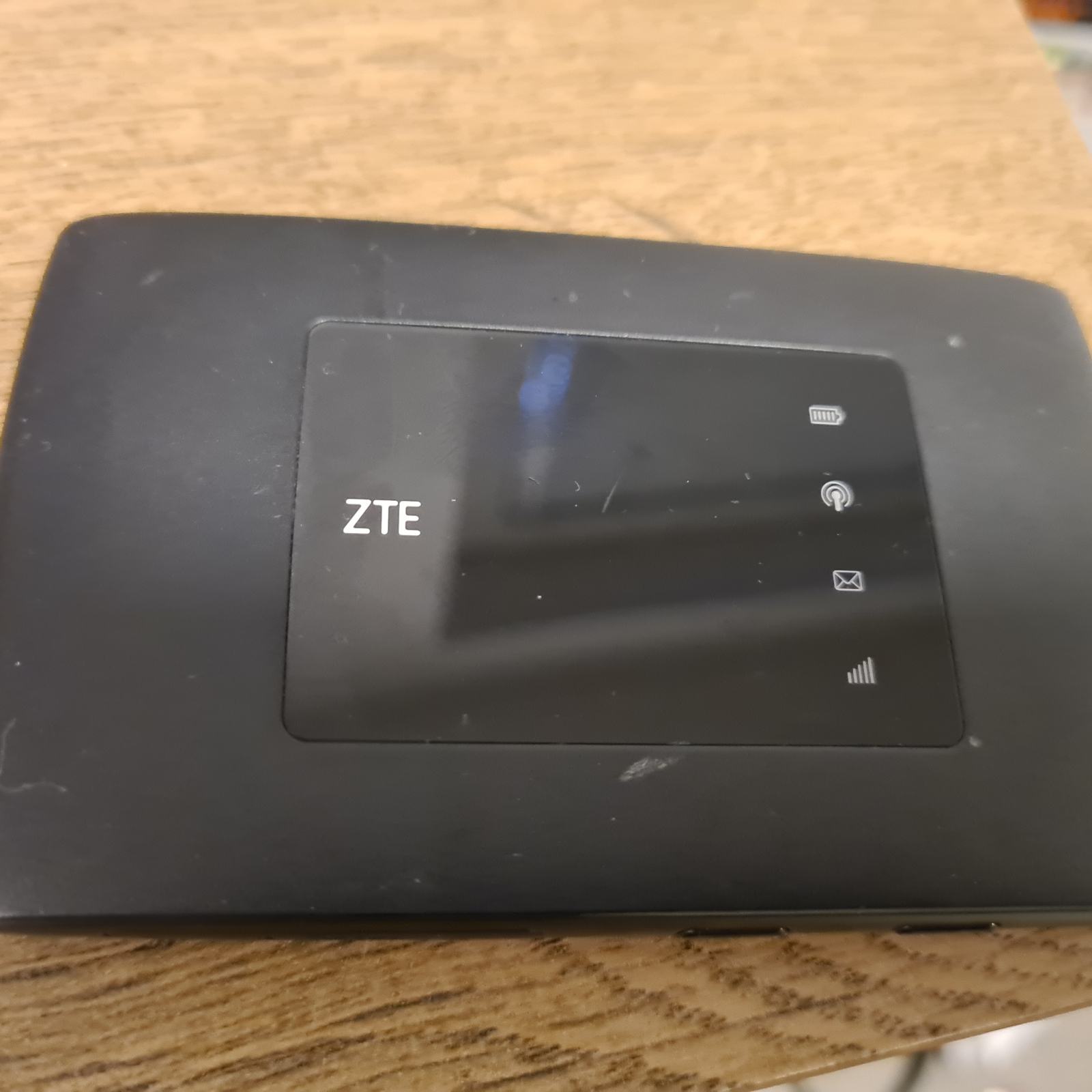 ZTE MF920V modem prenosni