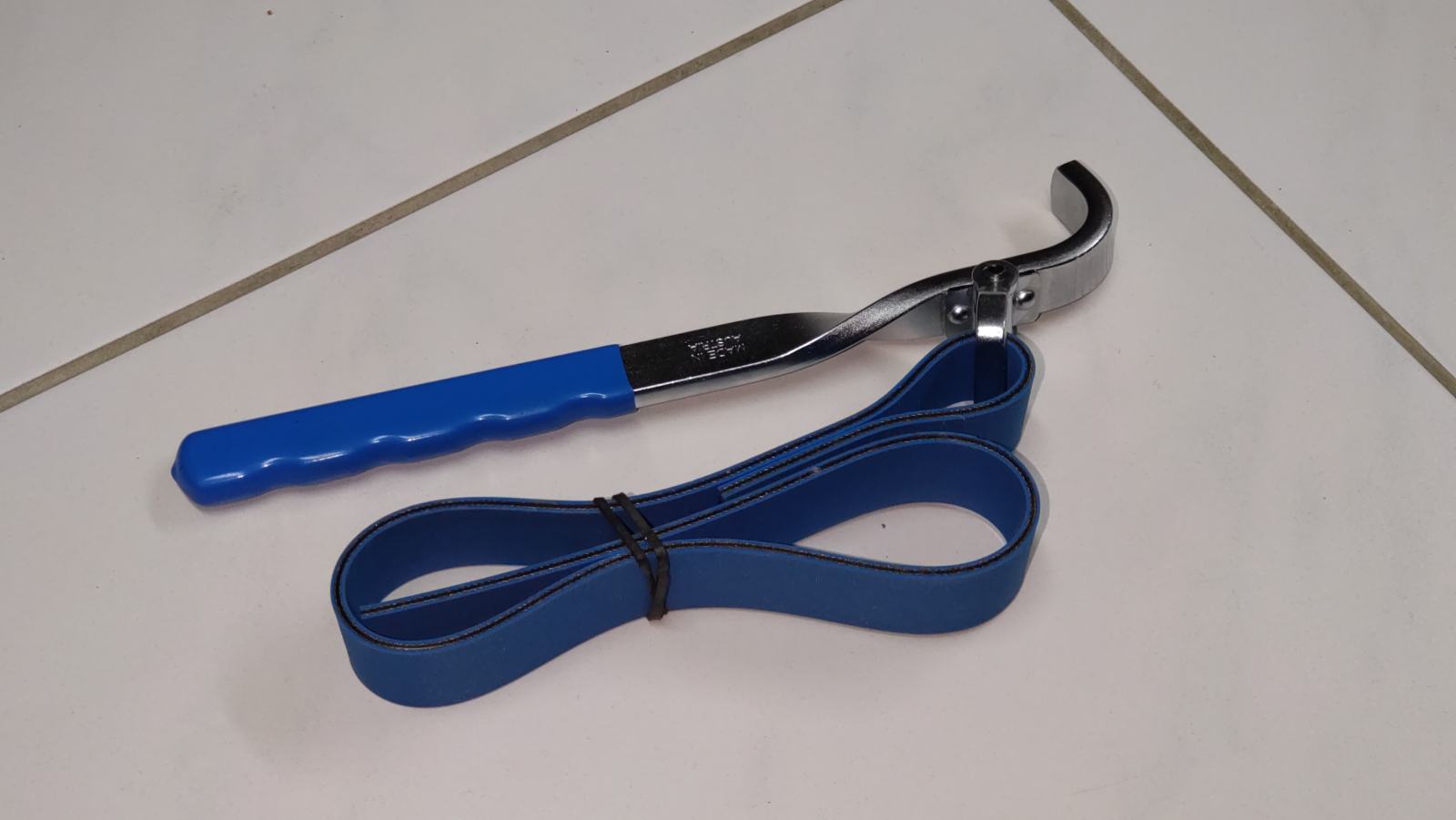 Gedore ključ s trakom