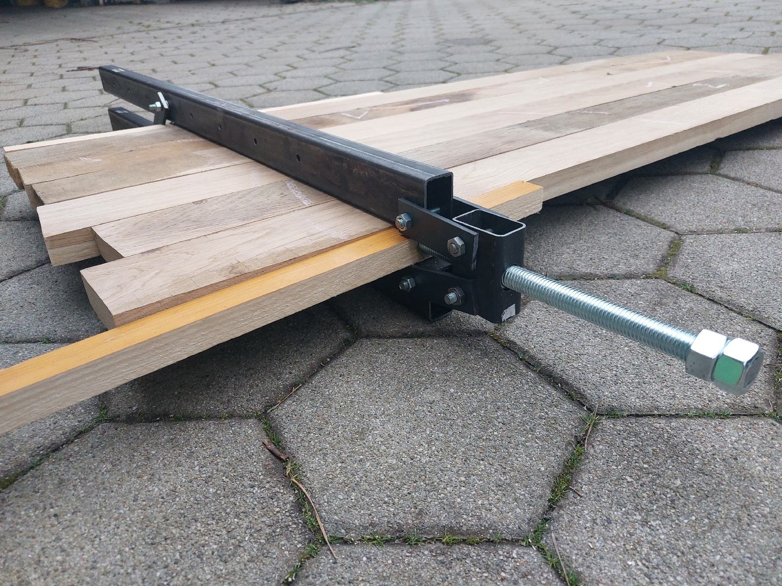 spone za širinsko lepljene cvinge, svore, štaufcvinge