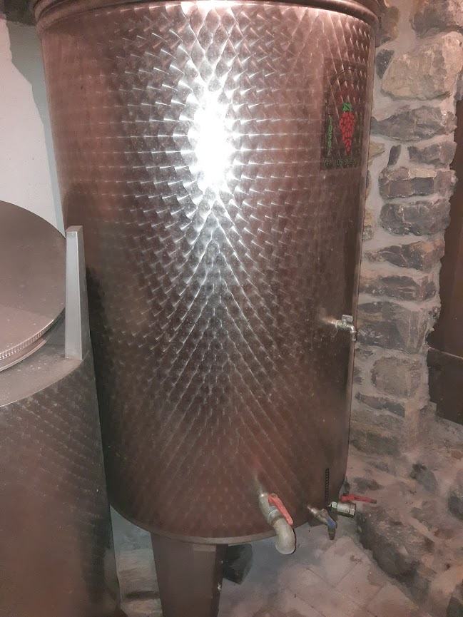 Cisterne za vino inox: 1050, 320, 200, 50l