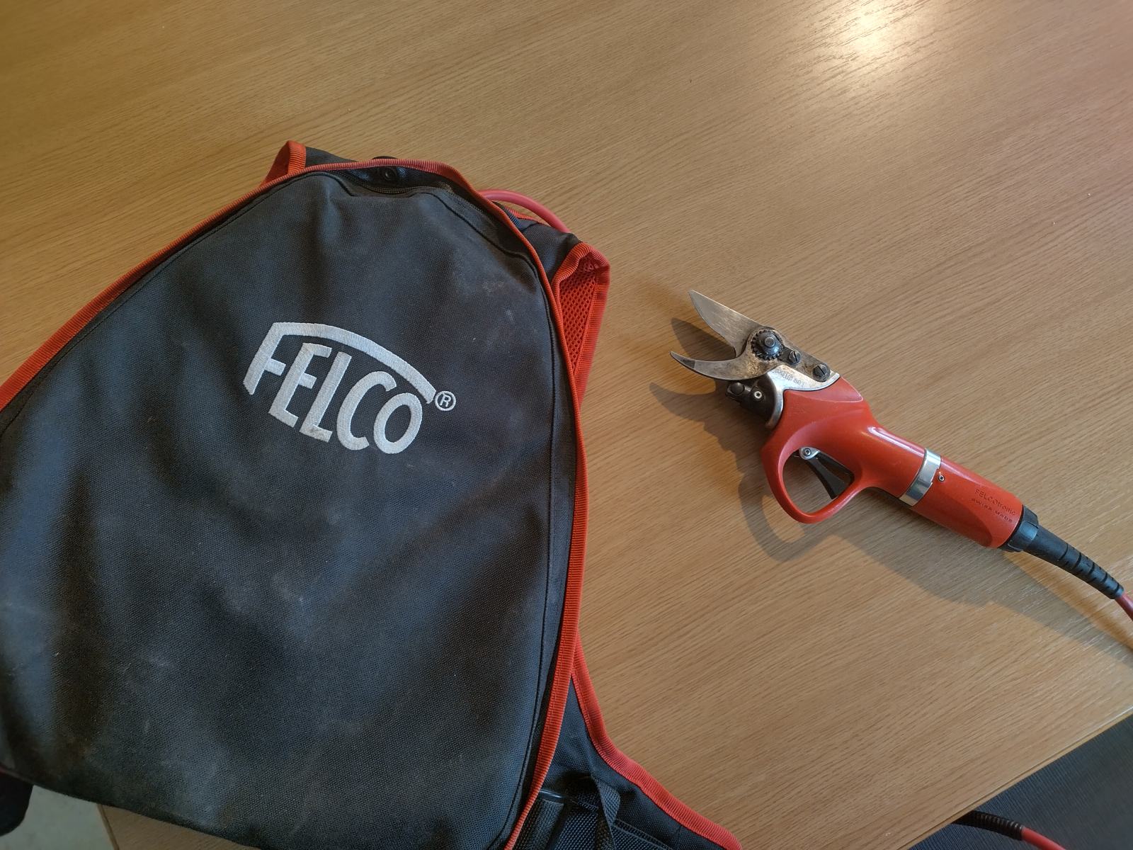 Električne škarje Felco 801
