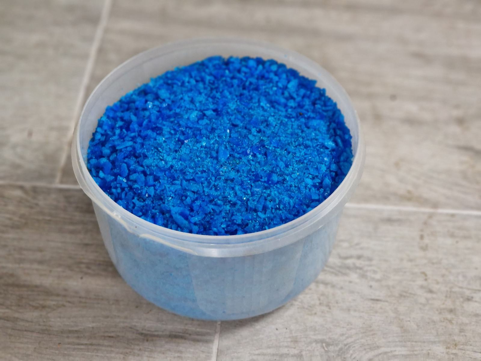 Modra galica 1 kg 15 eur.