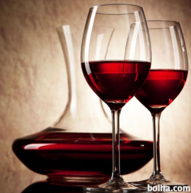 Prodamo domače rdeče vino