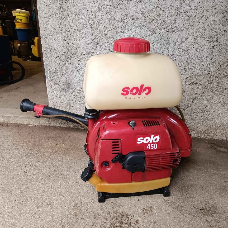 Solo 450 motorna škropilnica