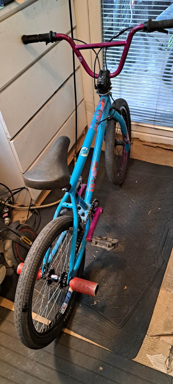 BMX Otroško kolo 20col
