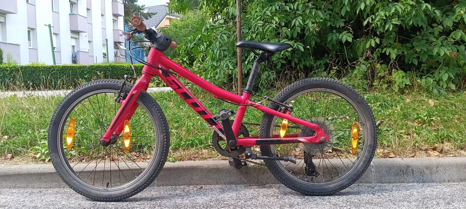 Otrosko kolo scott
