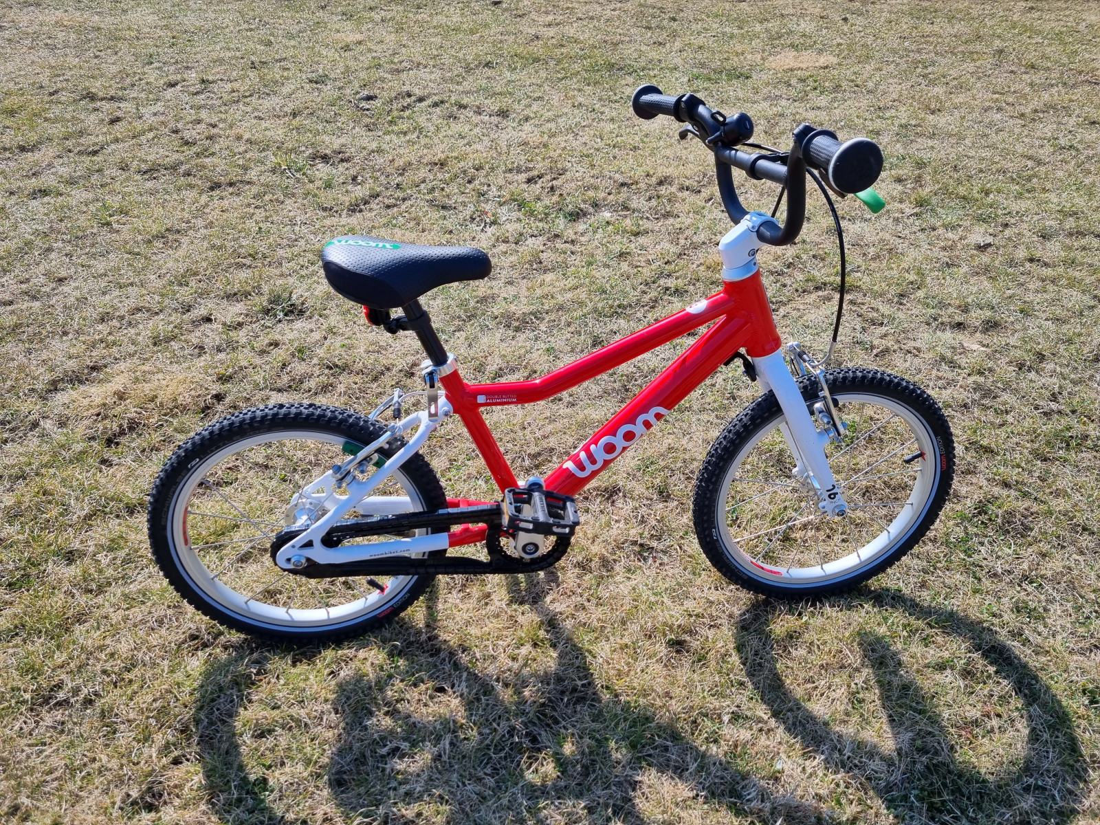 Otroško kolo Woom 3 16 col s tačko (rdeč)