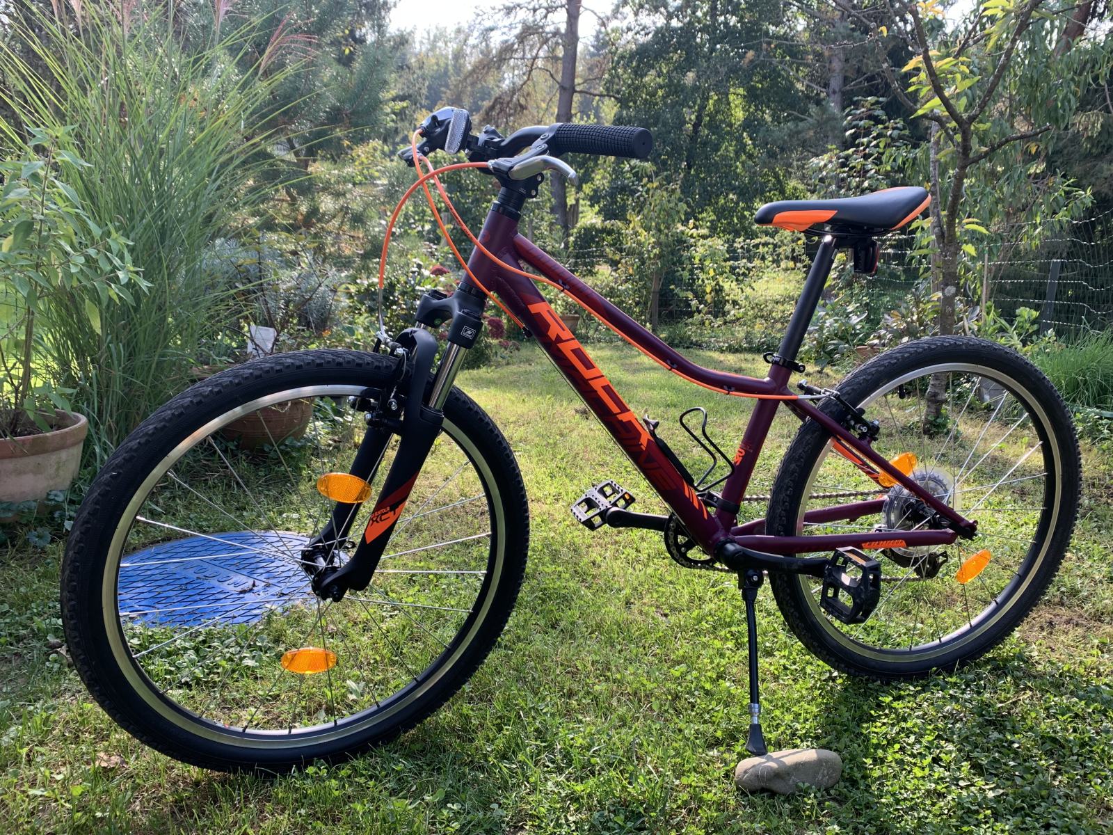 RockMachine Catherine 24 VB, 24 col, kot novo