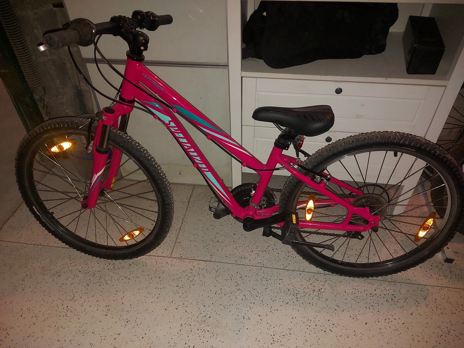 Specialized HOTROCK 24 col - kot nov