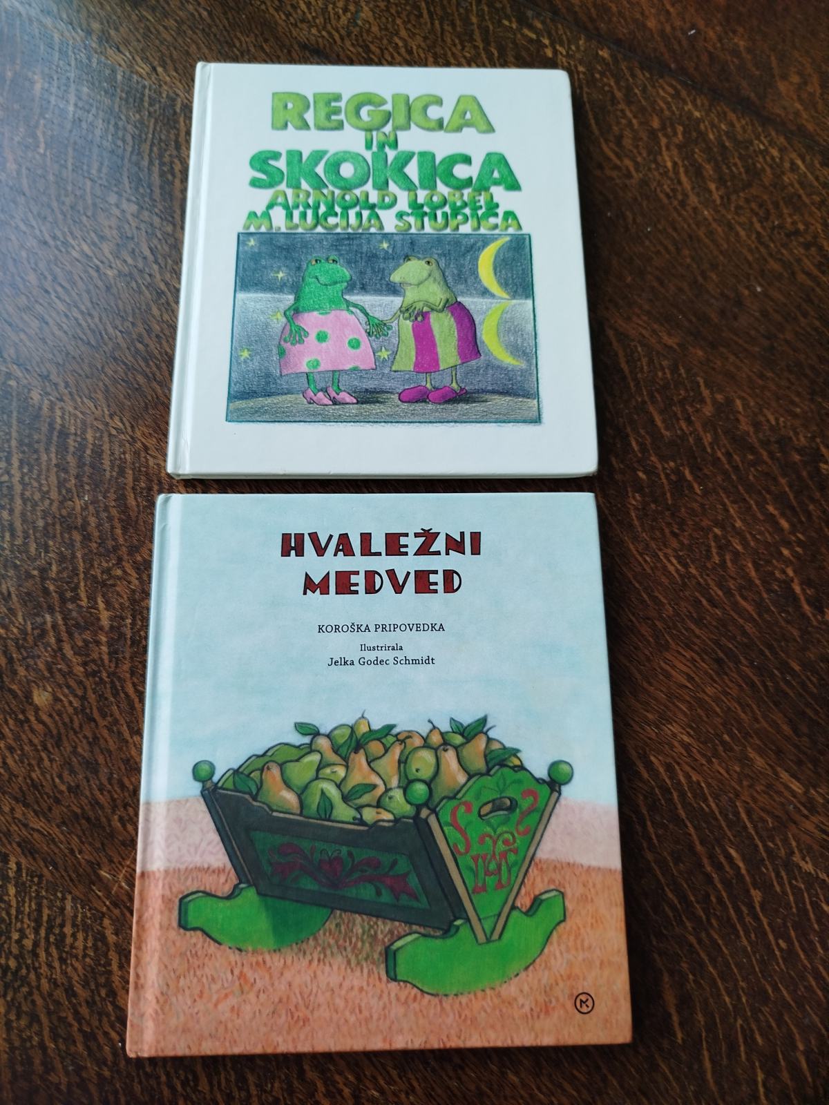 Knjiga Regica in skokica in knjiga Hvaležni medved