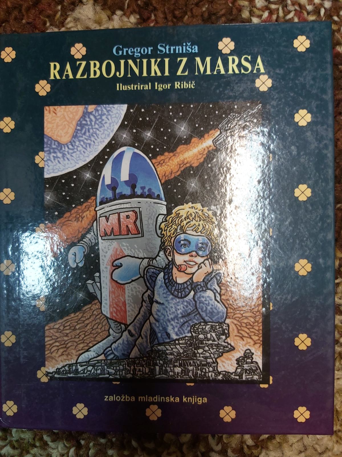 STRNIŠA RAZBOJNIKI Z MARSA