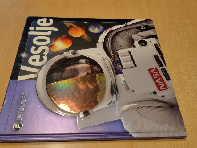 Vesolje / Alan Dyer (planeti / zvezde / galaksije)