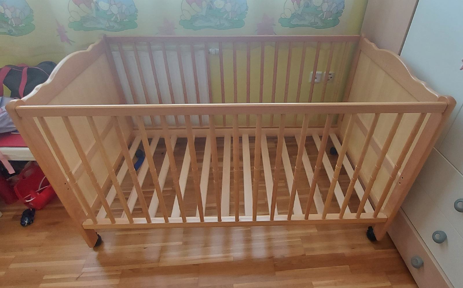 Otroška posteljica 145x80x85cm