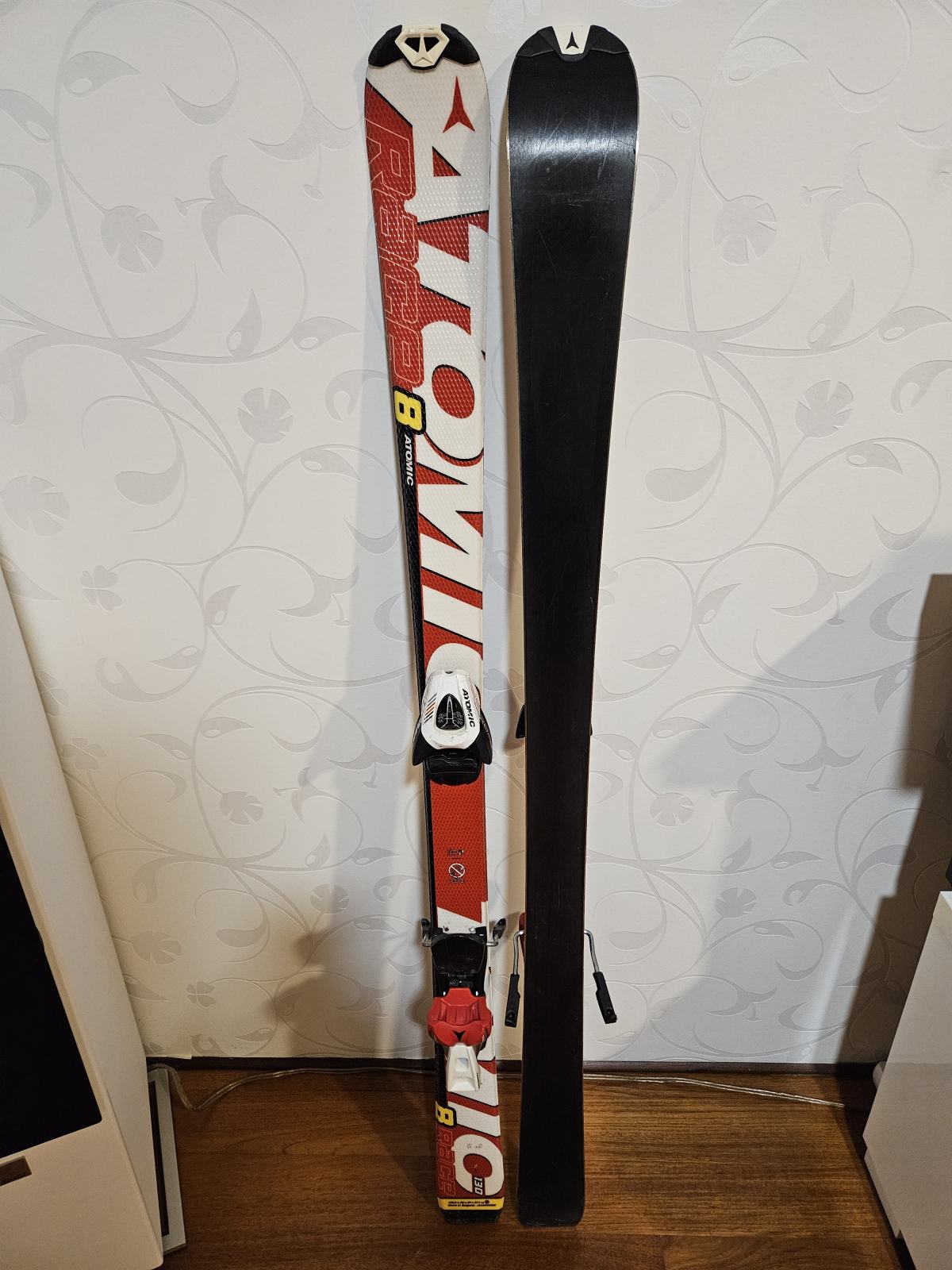 smuči Atomic race 8, 130 cm