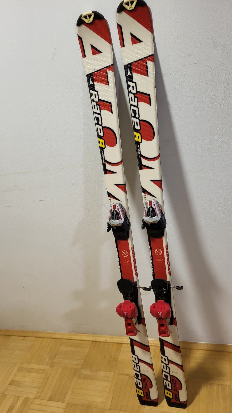 Atomic Race 8, 140 cm