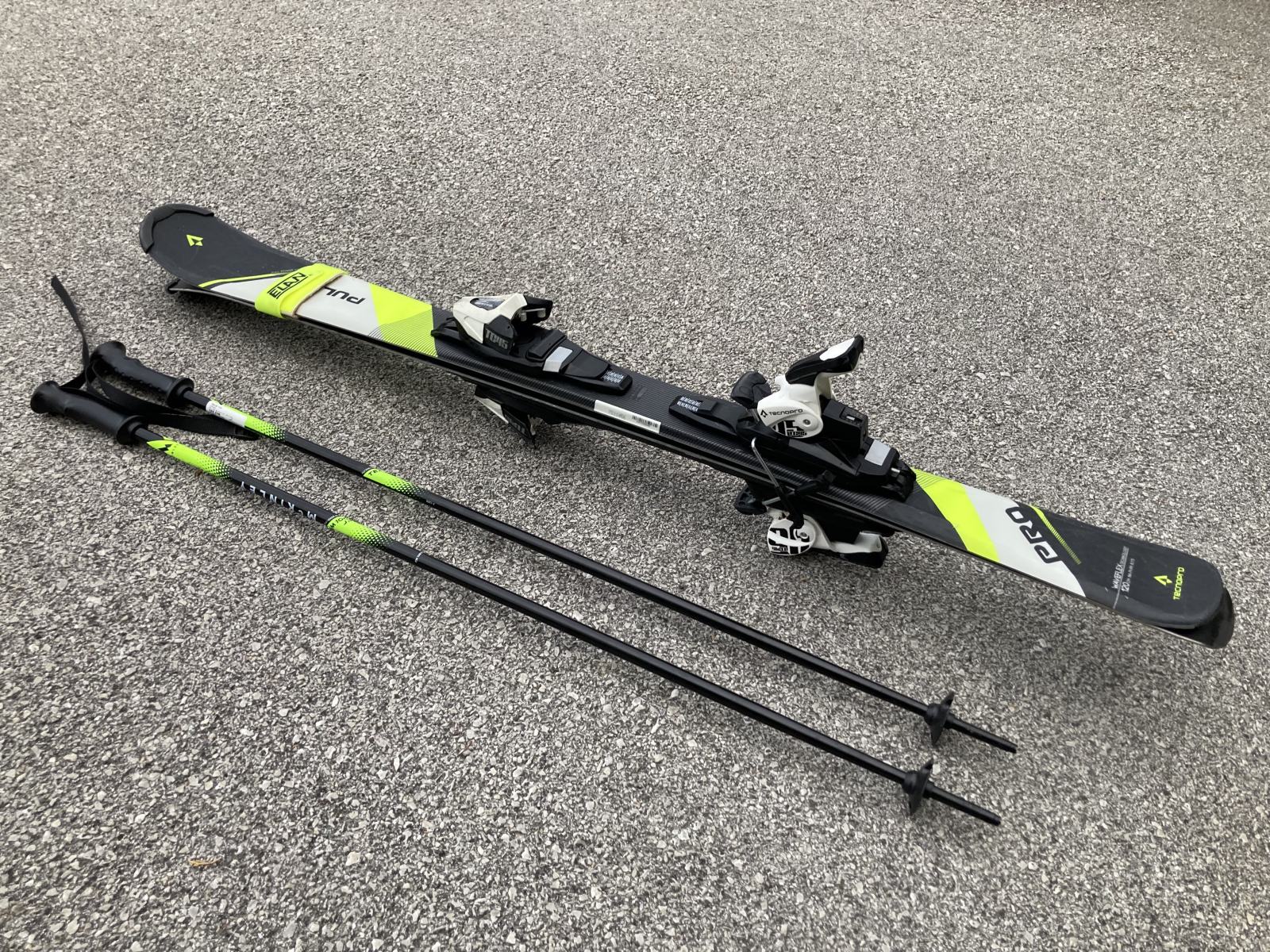 Otroške smuči z vezmi Tecnopro Pulse dolžina 120 cm + palice 100 cm