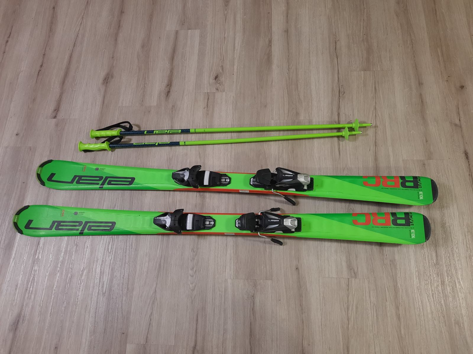 Smuči ELAN RC Race 140 cm in palice 105 cm