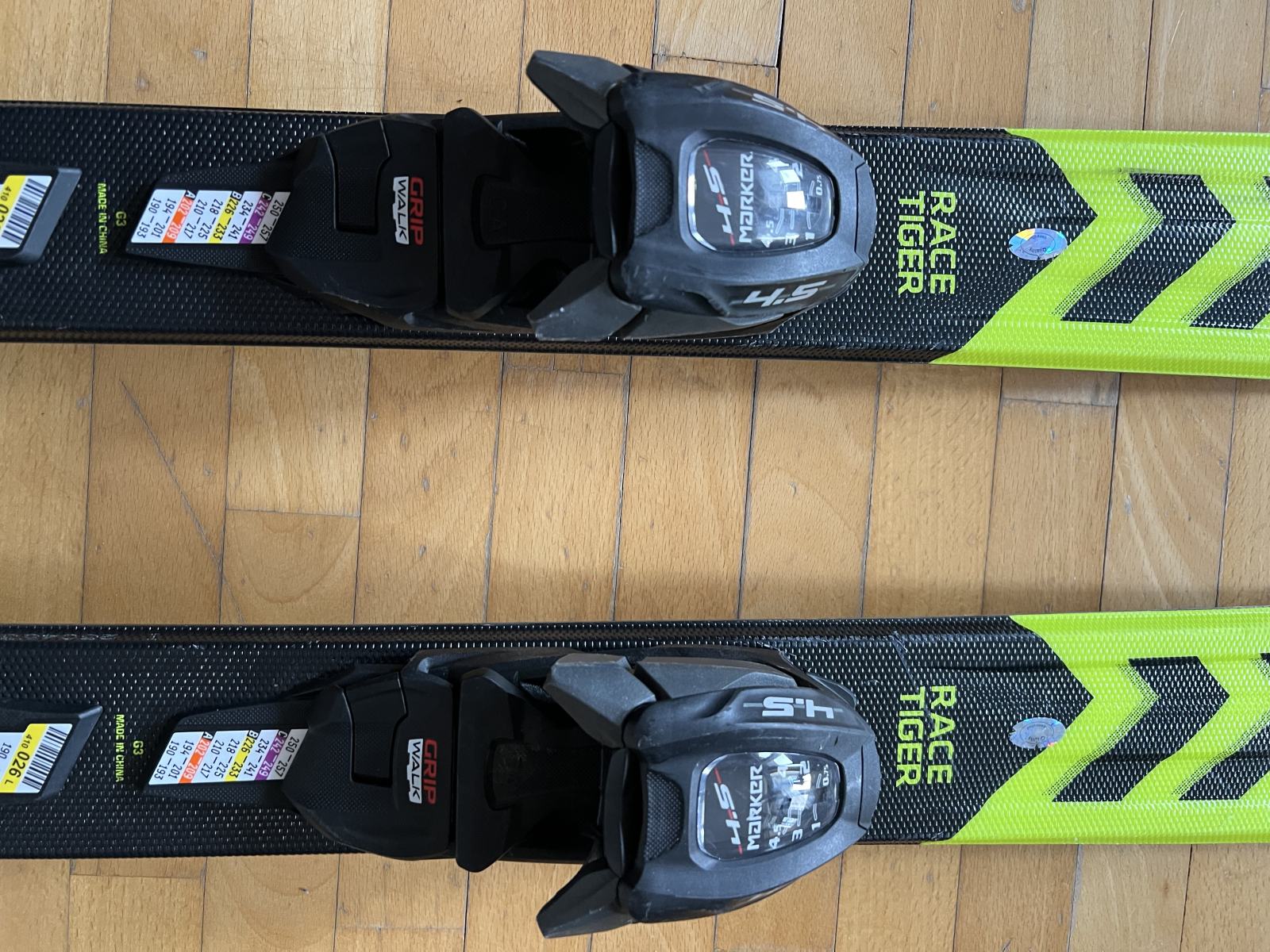 Volkl RaceTiger JR 2024