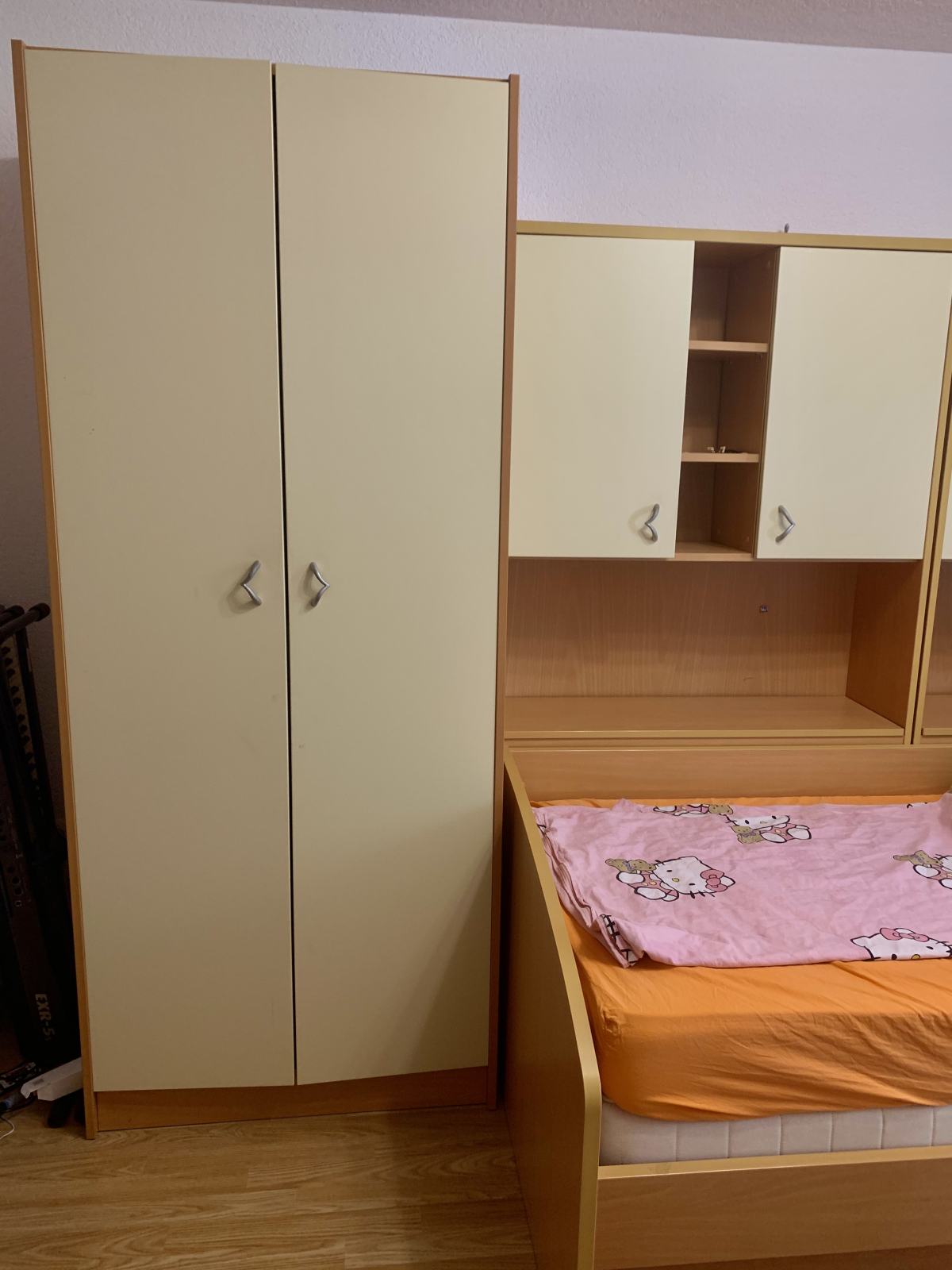 Otroška mladinska soba alples