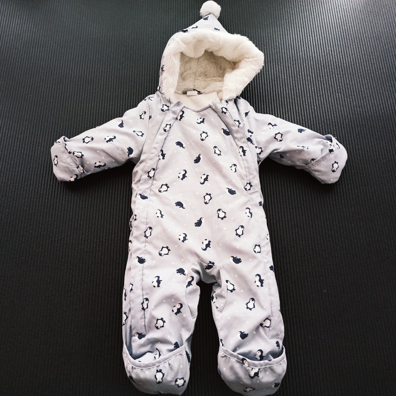 Pajac, kombinezon 62 H&M