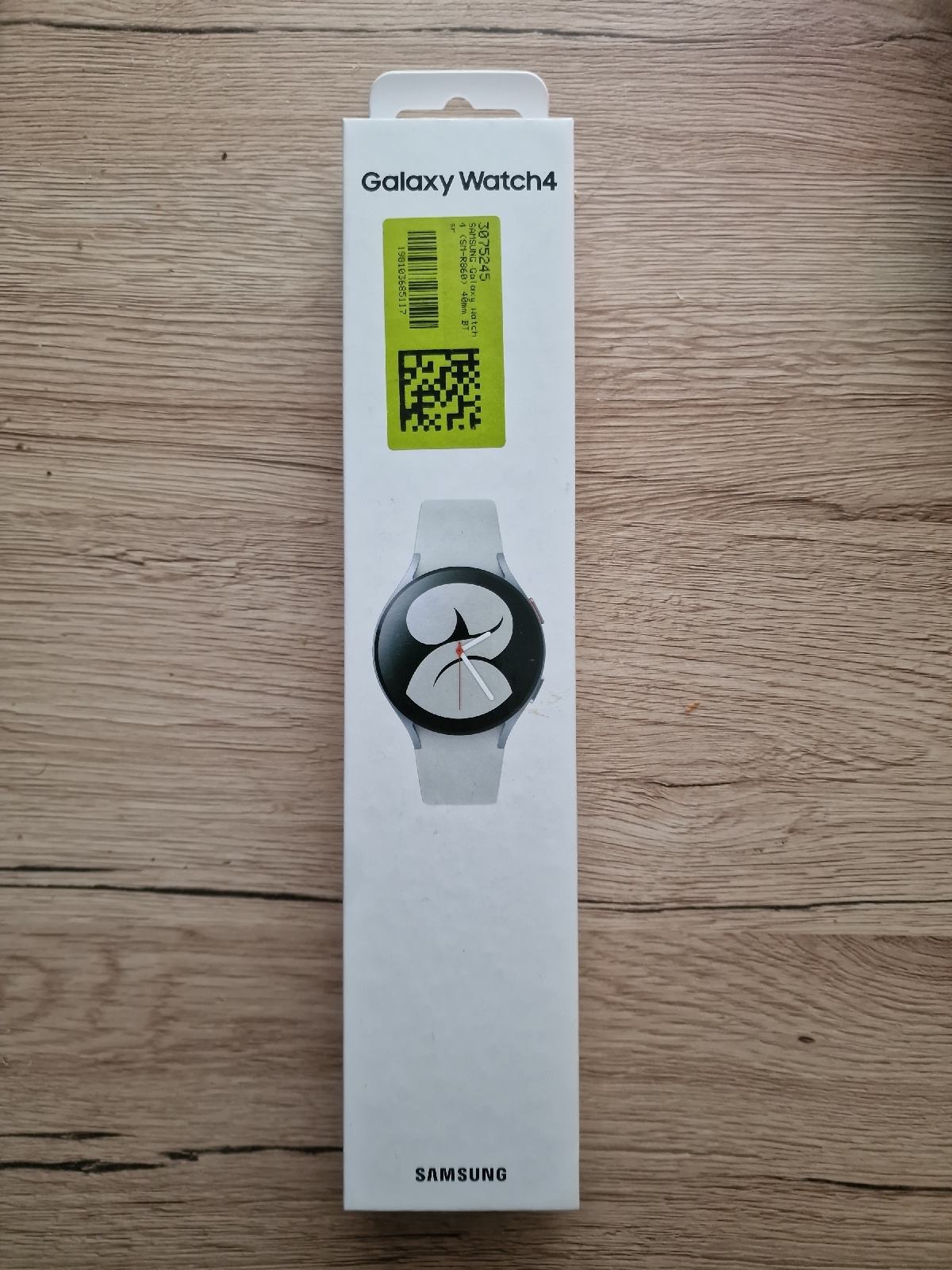 UGODNO PRODAM NOVO Galaxy Watch4 SM-R860 40mm