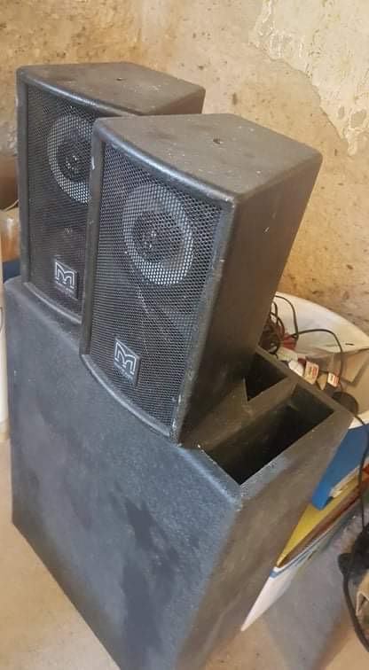 Martin Audio 2 x EM15, 1 x CS265