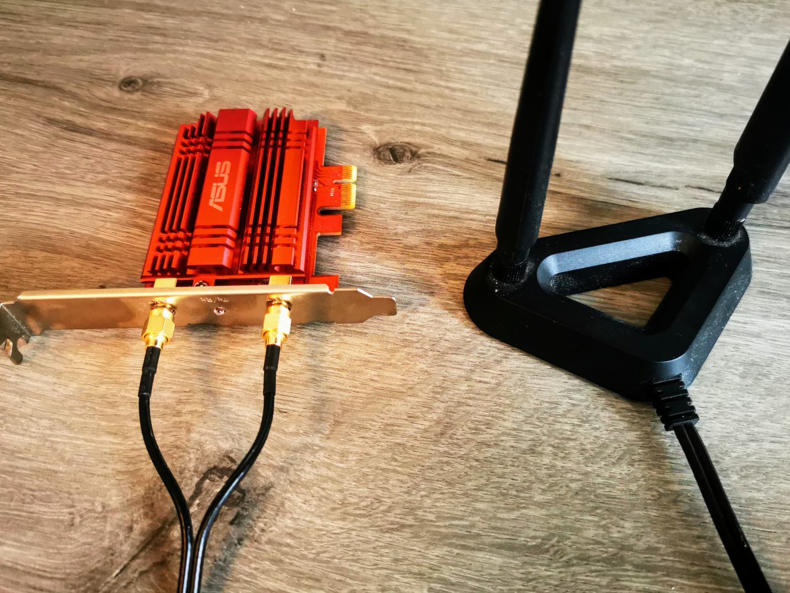 ASUS PCE-AC56 brezžična mrežna kartica