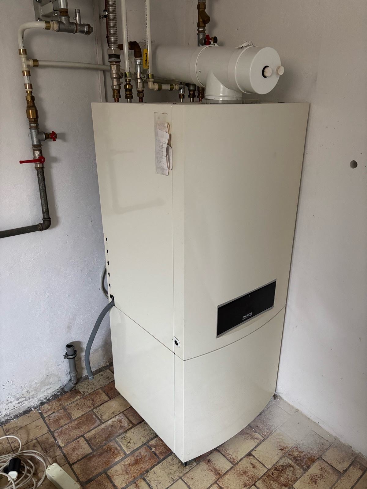 Buderus plinska peč