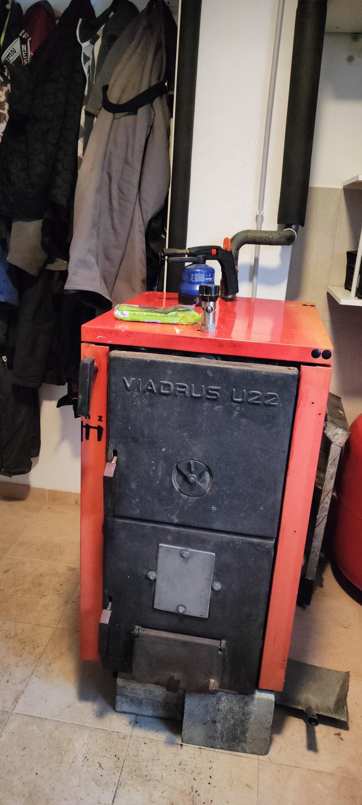 Peč na drva Viadrus