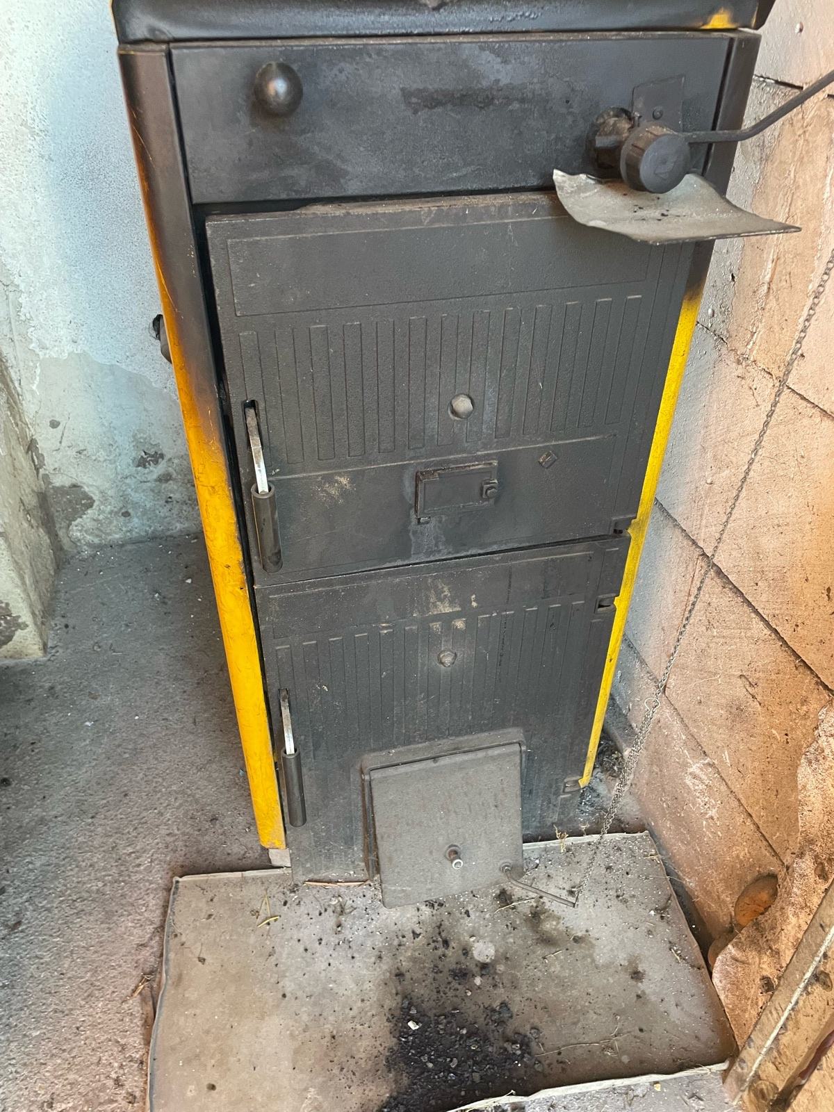 Peč na trda goriva / drva