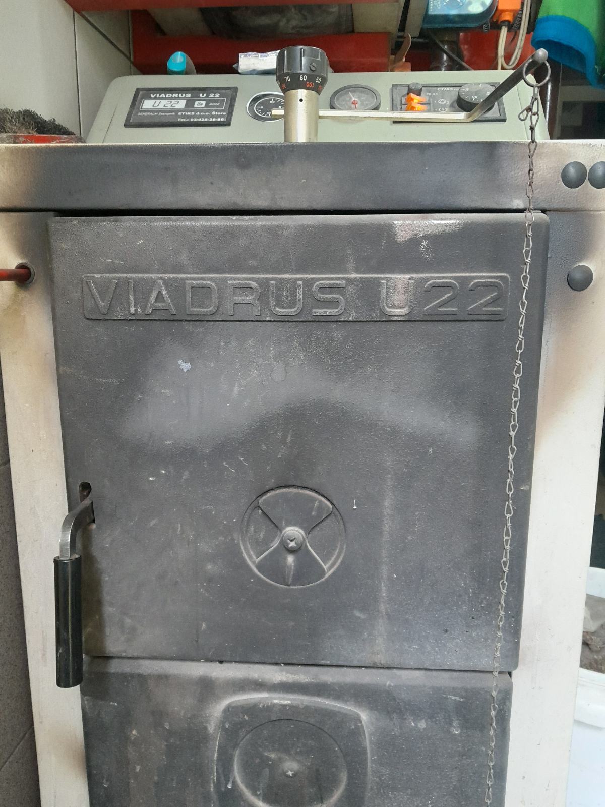 KUPIM zgornja vrata za Viadrus U22