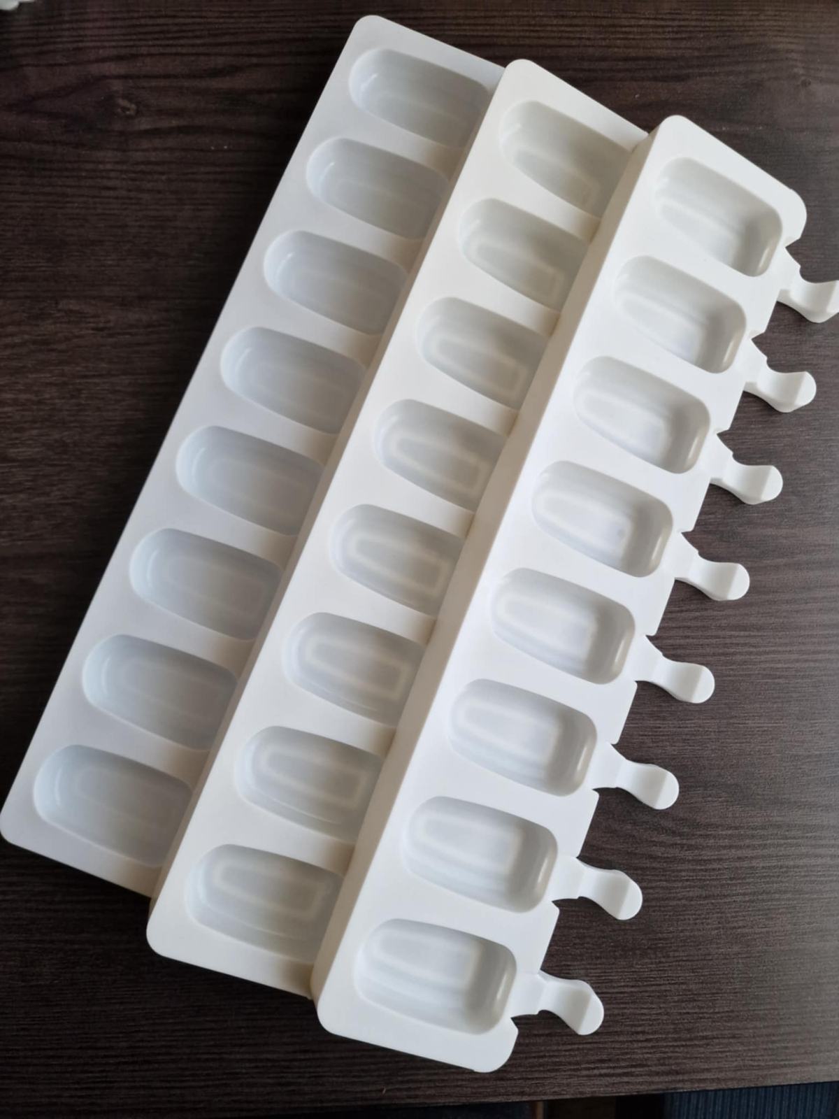 Silikonski model za izdelavo lučk (sladoled ali biskvitnih sladičk)