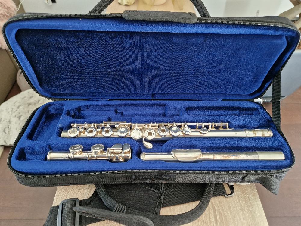 Prečna flavta yamaha 271