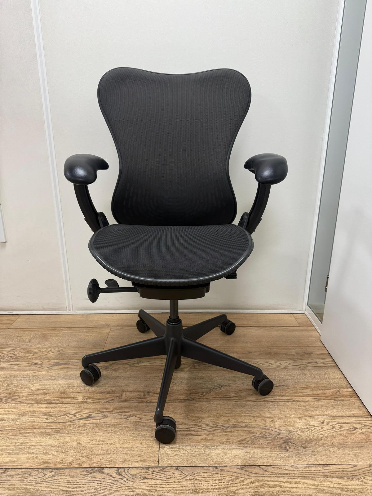 Refurbished Herman Miller Mirra Full Option Black Edition