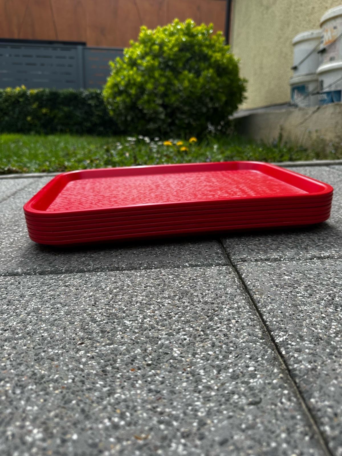 Servirni pladnji - več vrst