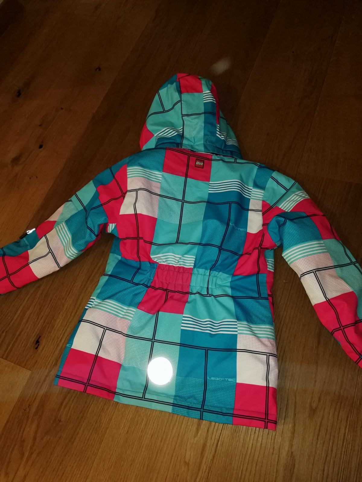 Prodam dekliško bundo Lego 122