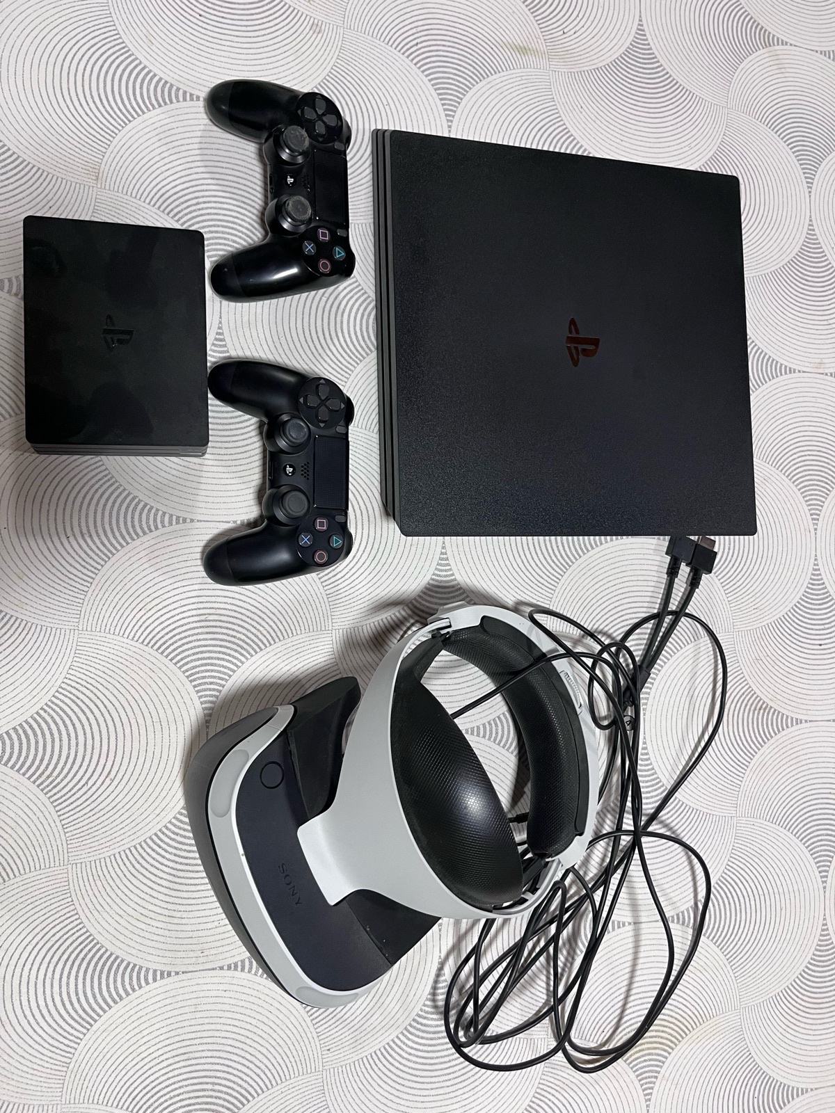 Playstation 4 pro in VR očala