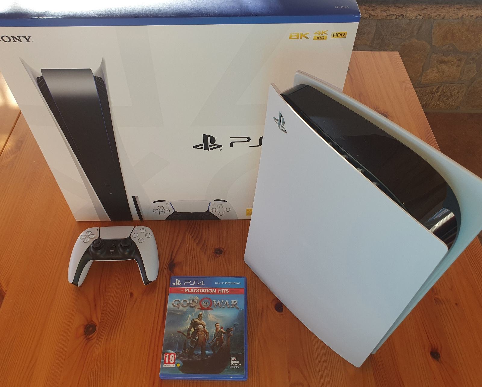 Ps5 Blu-Ray + God of war (kot nov)