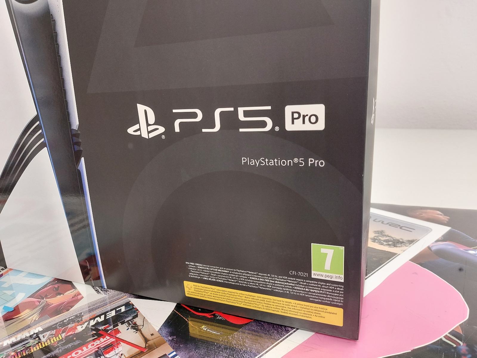 Ps5 Pro 2Tb rabljeni 750e menjave za Ps5 slim Ps5 fat