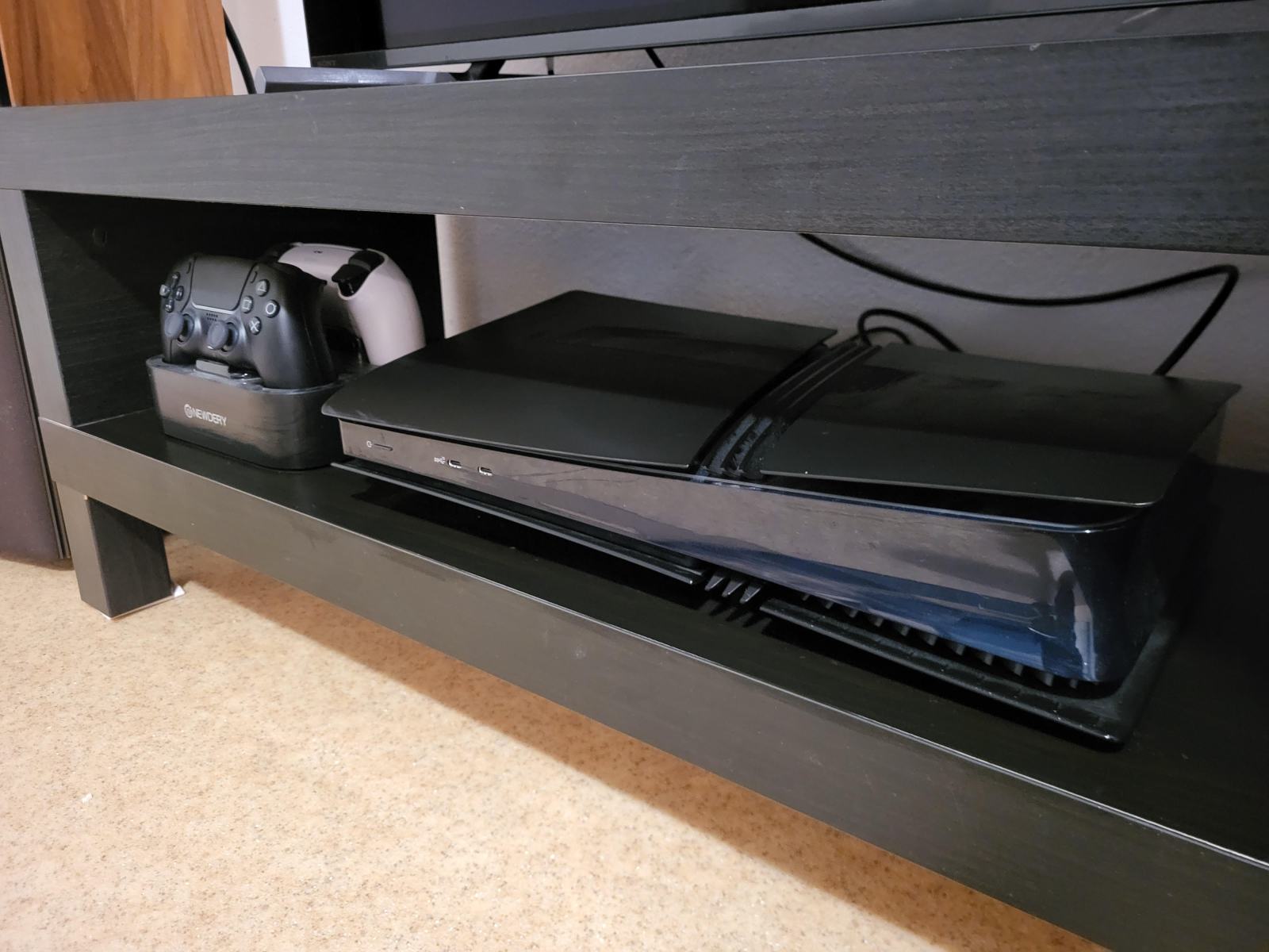 PS5 PRO digital + 2 kontrolerja