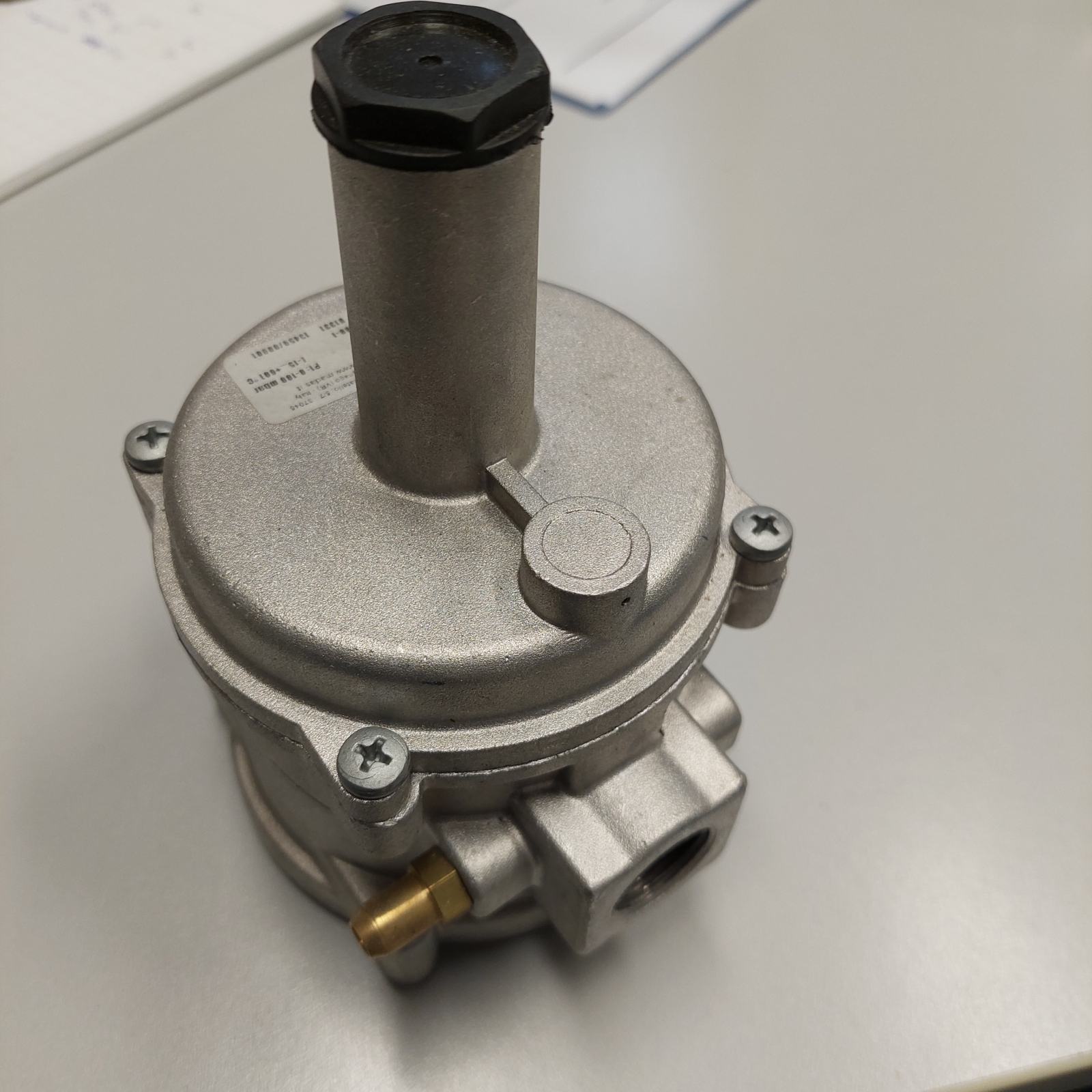 Plinski regulator 25 mbar