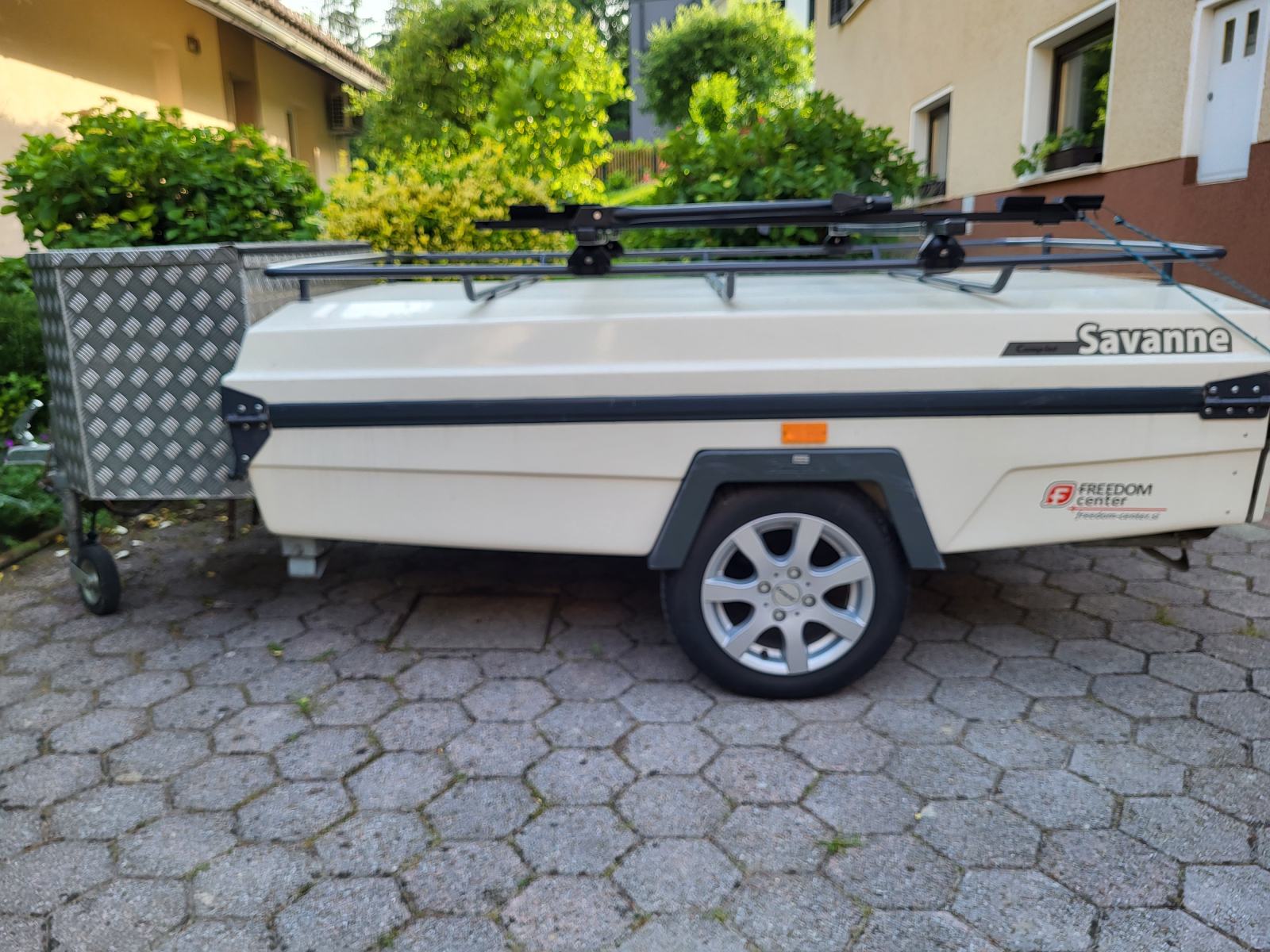 Brako, camp-let, šotorska prikolica