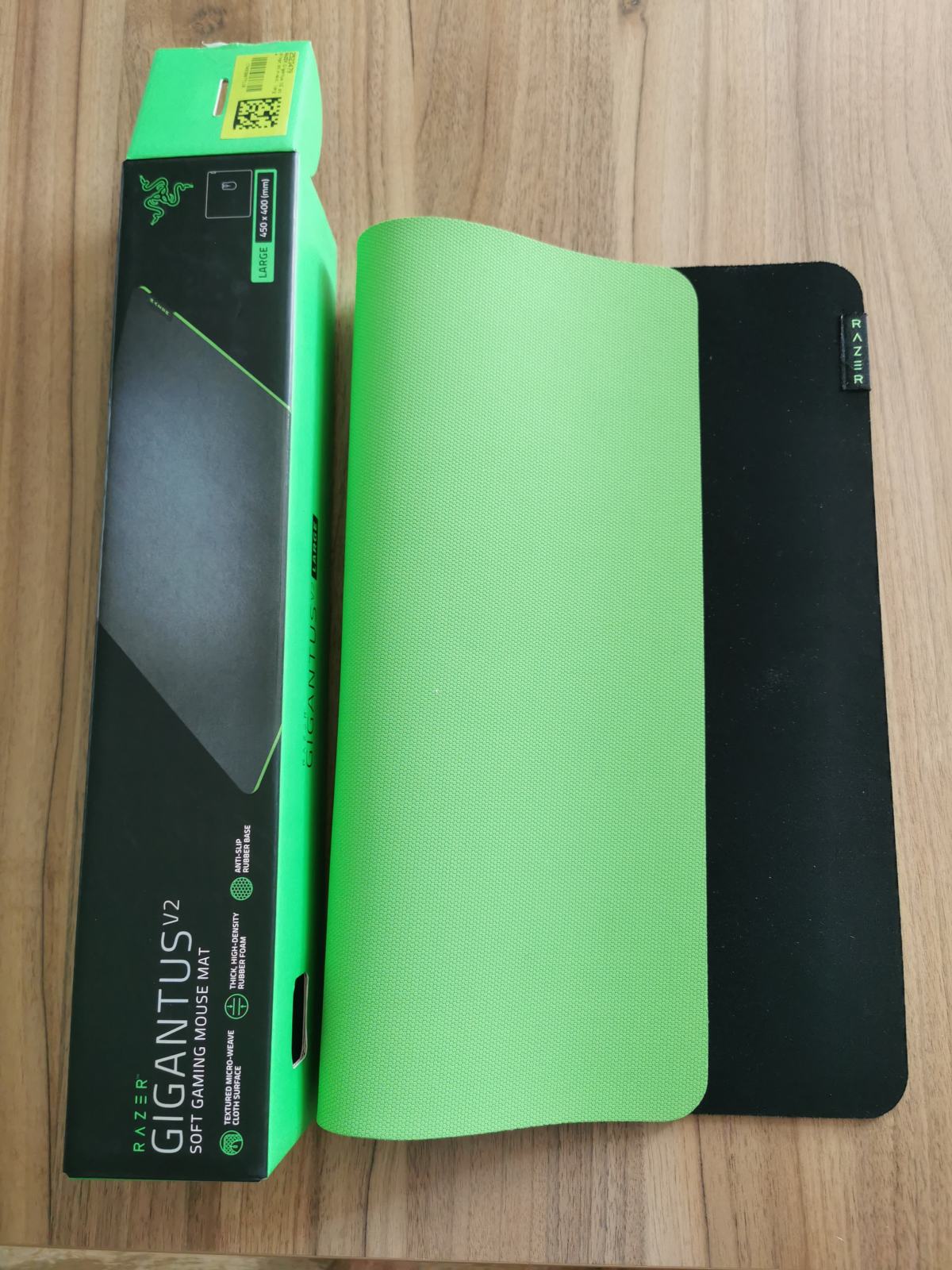 Razer Gigantus v2 - podloga - zelena
