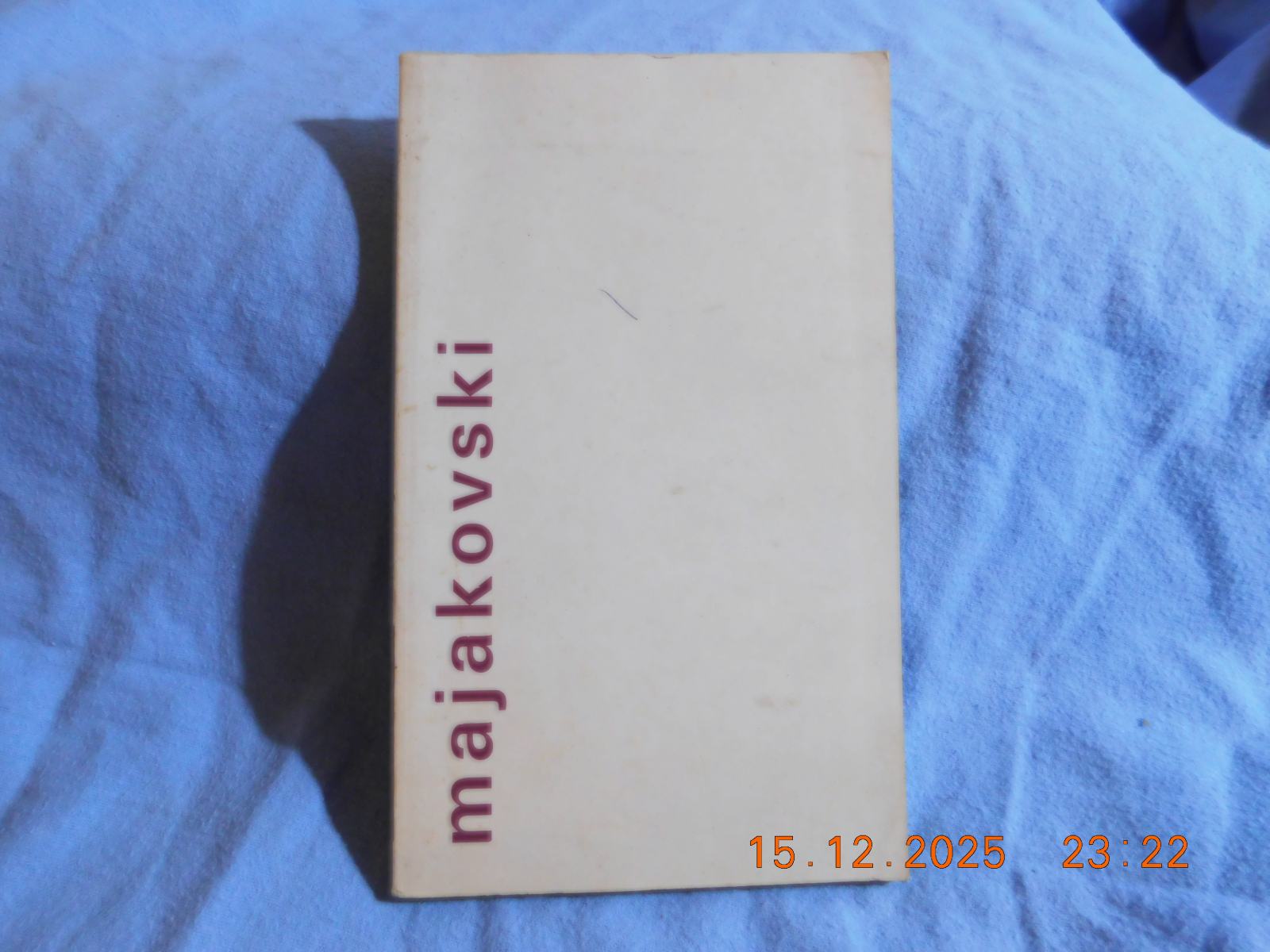MAJAKOVSKI : LIRIKA