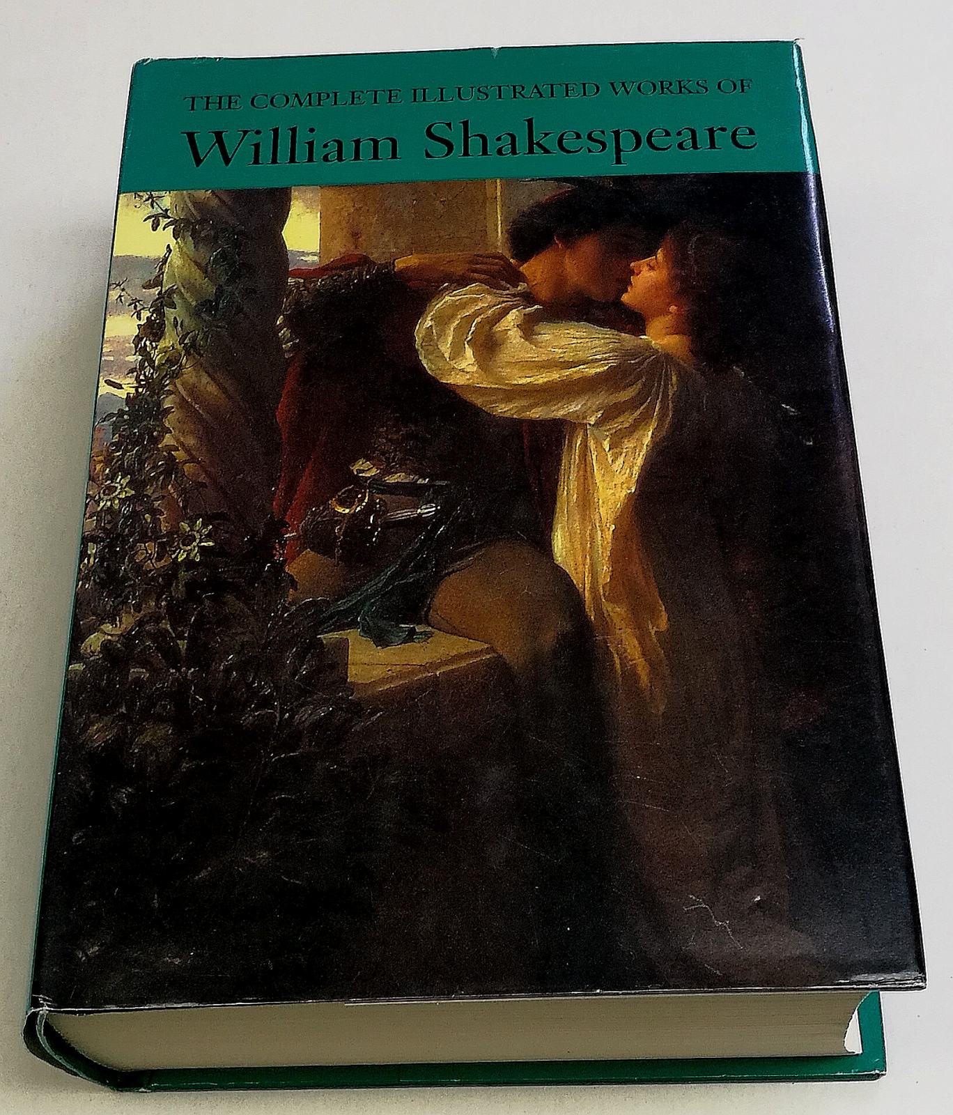 THE COMPLETE ILLUSTRATED WORKS OF WILLIAM SHAKESPEARE