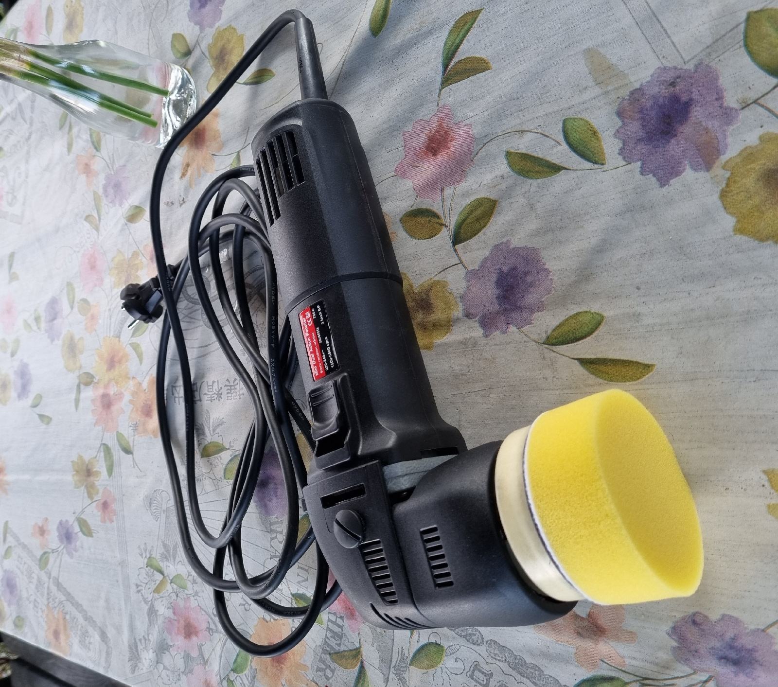 Mini excentricna polirka